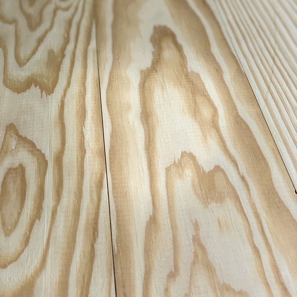 Parquet en pin maritime massif sans nœud - Ligerio